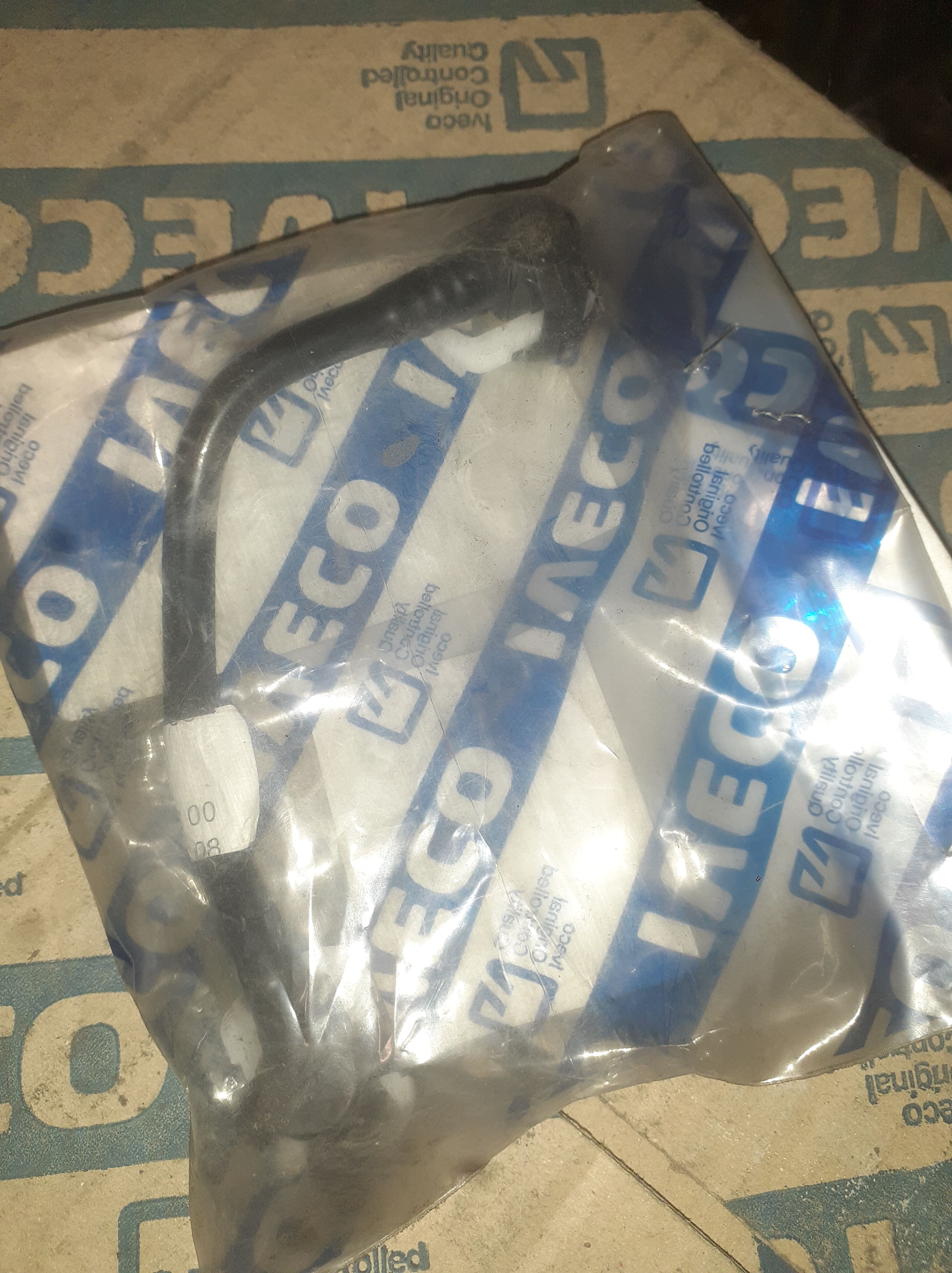 FLEXIBLE CARBURANT POUR IVECO EUROCARGO TECTOR | Groupe Duclos