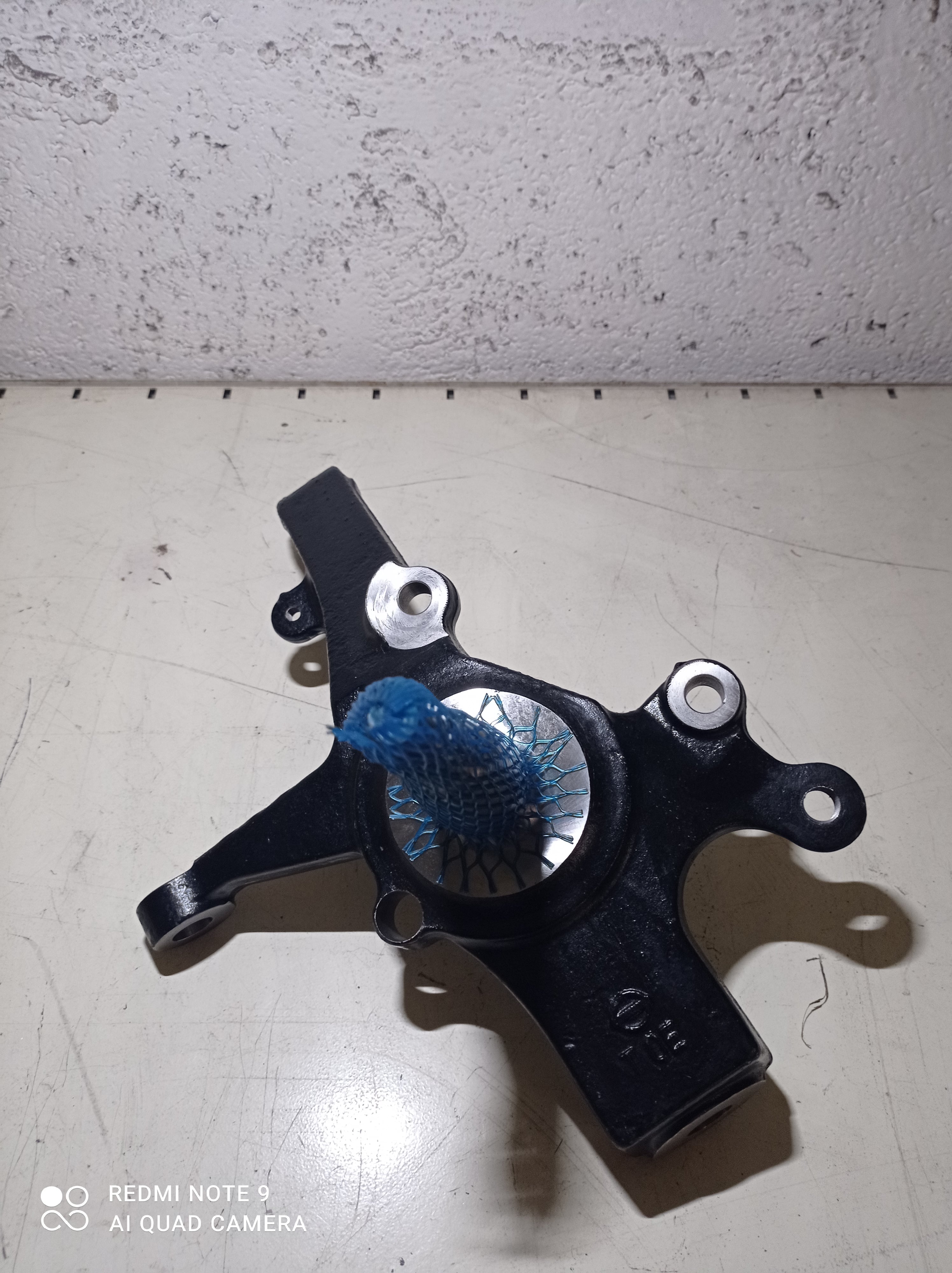 FUSEE DE ROUE AVANT NISSAN CABSTAR | Groupe Duclos